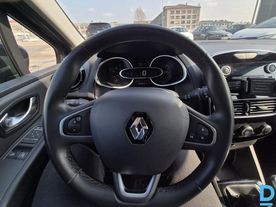Pelēks Renault Clio 2018 Rīga, ar dzinēja tilpumu 1.50 L un nobraukumu 115 tūkst. km par 6800 €, foto 9 vietnē AUTOMOTO.COM.LV