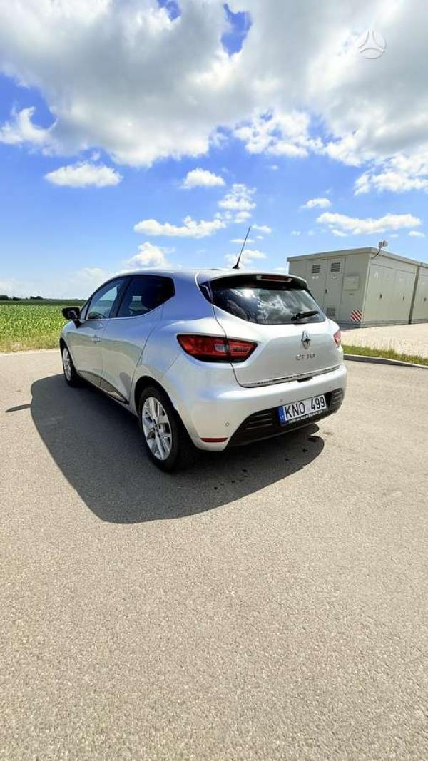 Pelēks Renault Clio 2018 Marijampole, ar dzinēja tilpumu 1.15 L un nobraukumu 102 tūkst. km par 6250 €, foto 4 vietnē AUTOMOTO.COM.LV
