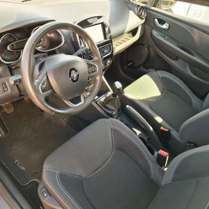 Grey Renault Clio 2018 in Kaunas, with an engine capacity of 0.90 L and mileage of 90 thousand km for 5650 €, photo 13 on AUTOMOTO.COM.LV