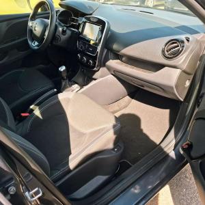 Pelēks Renault Clio 2018 Kauņa, ar dzinēja tilpumu 0.90 L un nobraukumu 90 tūkst. km par 5450 €, foto 13 vietnē AUTOMOTO.COM.LV