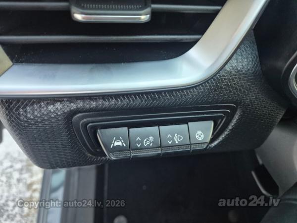 Pelēks Renault Clio 2019 Tallina, ar dzinēja tilpumu 1.00 L un nobraukumu 66 tūkst. km par 10500 €, foto 11 vietnē AUTOMOTO.COM.LV