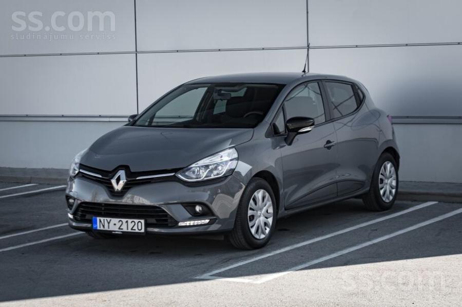 Grey Renault Clio 2019 in Riga, with an engine capacity of 0.90 L and mileage of 71 thousand km for 6990 €, photo 1 on AUTOMOTO.COM.LV