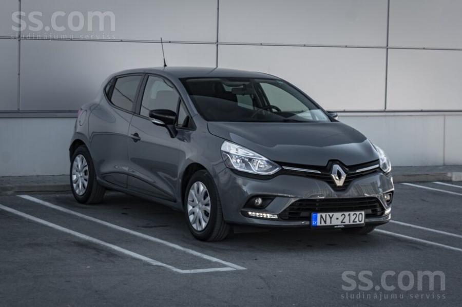 Grey Renault Clio 2019 in Riga, with an engine capacity of 0.90 L and mileage of 71 thousand km for 6990 €, photo 4 on AUTOMOTO.COM.LV