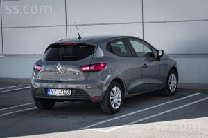 Grey Renault Clio 2019 in Riga, with an engine capacity of 0.90 L and mileage of 71 thousand km for 6990 €, photo 5 on AUTOMOTO.COM.LV