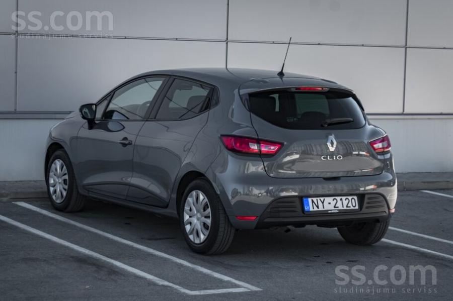 Grey Renault Clio 2019 in Riga, with an engine capacity of 0.90 L and mileage of 71 thousand km for 6990 €, photo 7 on AUTOMOTO.COM.LV