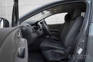Grey Renault Clio 2019 in Riga, with an engine capacity of 0.90 L and mileage of 71 thousand km for 6990 €, photo 9 on AUTOMOTO.COM.LV