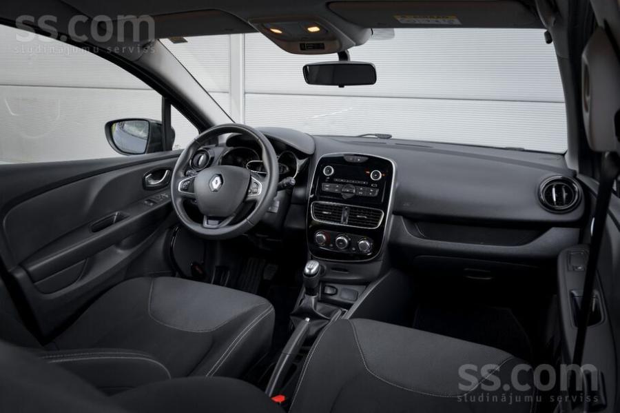 Grey Renault Clio 2019 in Riga, with an engine capacity of 0.90 L and mileage of 71 thousand km for 6990 €, photo 13 on AUTOMOTO.COM.LV