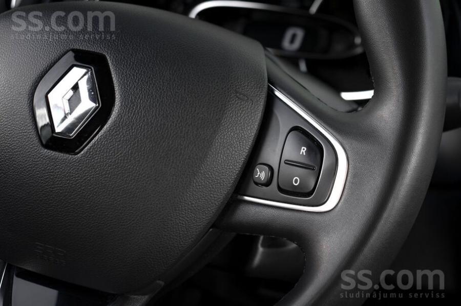 Grey Renault Clio 2019 in Riga, with an engine capacity of 0.90 L and mileage of 71 thousand km for 6990 €, photo 22 on AUTOMOTO.COM.LV