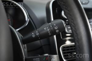 Grey Renault Clio 2019 in Riga, with an engine capacity of 0.90 L and mileage of 71 thousand km for 6990 €, photo 23 on AUTOMOTO.COM.LV