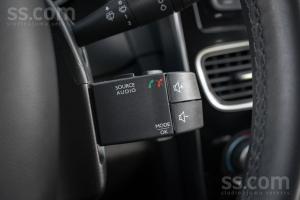 Grey Renault Clio 2019 in Riga, with an engine capacity of 0.90 L and mileage of 71 thousand km for 6990 €, photo 24 on AUTOMOTO.COM.LV