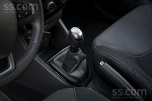 Grey Renault Clio 2019 in Riga, with an engine capacity of 0.90 L and mileage of 71 thousand km for 6990 €, photo 25 on AUTOMOTO.COM.LV