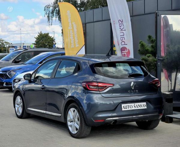 Grey Renault Clio 2019 in Taurage, with an engine capacity of 1.50 L and mileage of 250 thousand km for 6100 €, photo 8 on AUTOMOTO.COM.LV