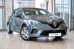 Grey Renault Clio 2020 in Riga, with an engine capacity of 1.00 L and mileage of 88 thousand km for 9790 €, photo 2 on AUTOMOTO.COM.LV