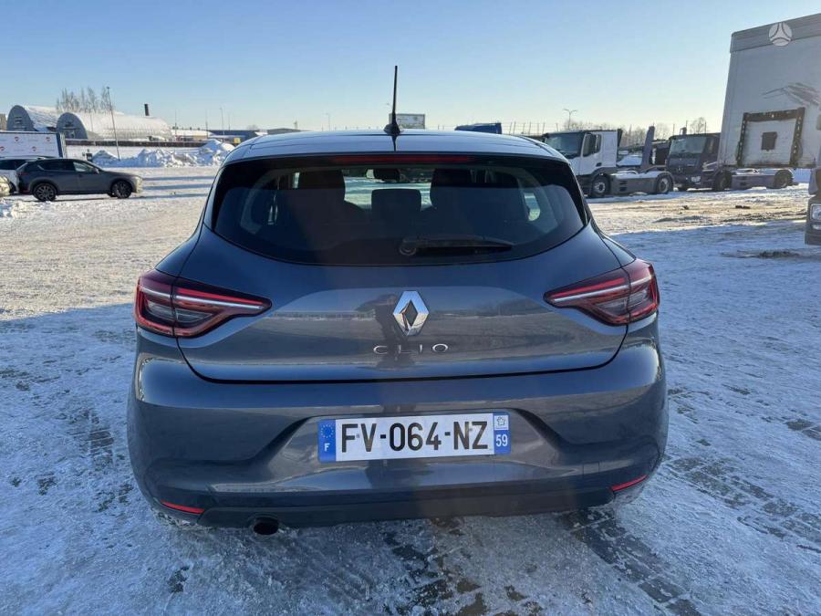Grey Renault Clio 2020 in Taurage, with an engine capacity of 1.46 L and mileage of 169 thousand km for 6200 €, photo 6 on AUTOMOTO.COM.LV