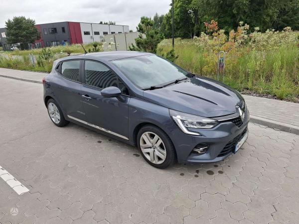 Grey Renault Clio 2020 in Vilnius, with an engine capacity of 1.00 L and mileage of 71 thousand km for 8500 €, photo 1 on AUTOMOTO.COM.LV