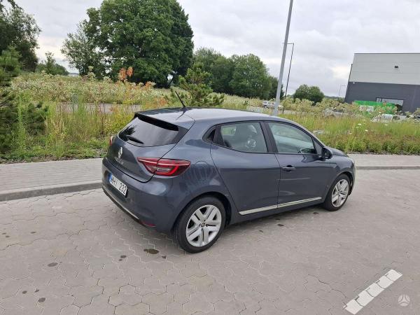 Grey Renault Clio 2020 in Vilnius, with an engine capacity of 1.00 L and mileage of 71 thousand km for 8500 €, photo 4 on AUTOMOTO.COM.LV