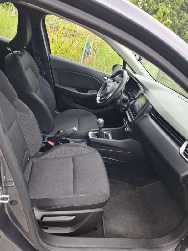 Grey Renault Clio 2020 in Vilnius, with an engine capacity of 1.00 L and mileage of 71 thousand km for 8500 €, photo 7 on AUTOMOTO.COM.LV