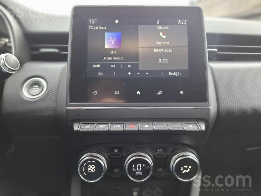 Pelēks Renault Clio 2020 Talsi, ar dzinēja tilpumu 1.00 L un nobraukumu 233 tūkst. km par 7700 €, foto 17 vietnē AUTOMOTO.COM.LV