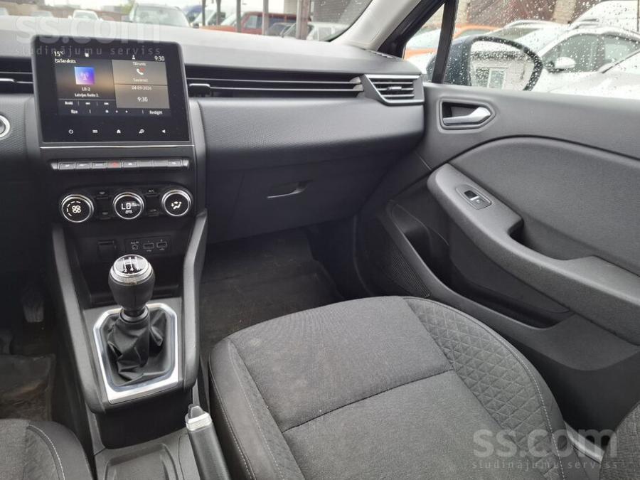 Pelēks Renault Clio 2020 Talsi, ar dzinēja tilpumu 1.00 L un nobraukumu 233 tūkst. km par 7700 €, foto 19 vietnē AUTOMOTO.COM.LV