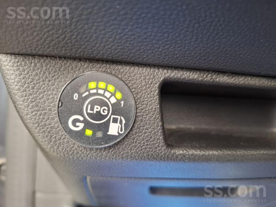 Pelēks Renault Clio 2020 Talsi, ar dzinēja tilpumu 1.00 L un nobraukumu 233 tūkst. km par 7700 €, foto 22 vietnē AUTOMOTO.COM.LV