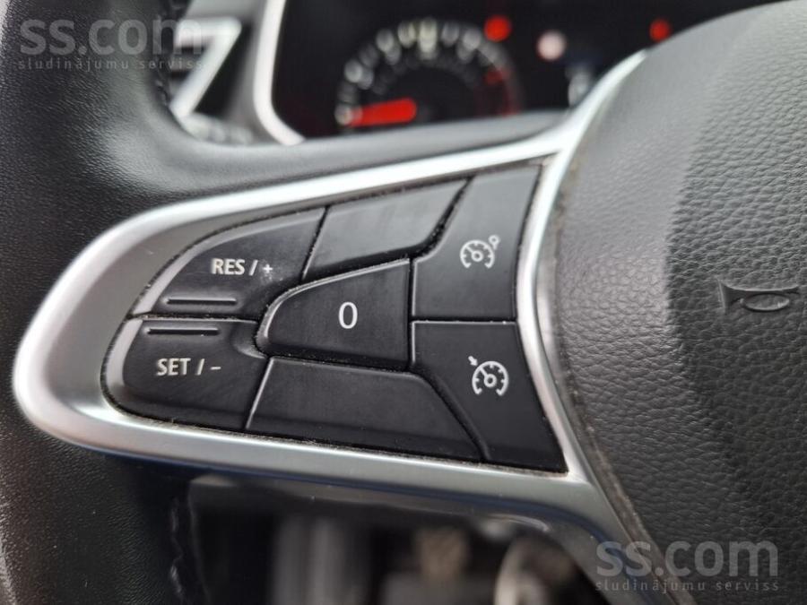 Pelēks Renault Clio 2020 Talsi, ar dzinēja tilpumu 1.00 L un nobraukumu 233 tūkst. km par 7700 €, foto 23 vietnē AUTOMOTO.COM.LV