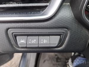 Pelēks Renault Clio 2020 Talsi, ar dzinēja tilpumu 1.00 L un nobraukumu 233 tūkst. km par 7700 €, foto 25 vietnē AUTOMOTO.COM.LV