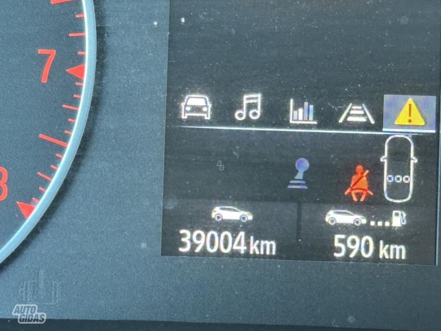 Grey Renault Clio 2021 in Vilnius, with an engine capacity of 1.00 L and mileage of 39 thousand km for 10999 €, photo 14 on AUTOMOTO.COM.LV