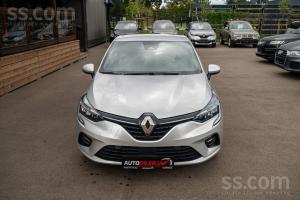 Серый Рено Клио 2021 в Рига, объемом двигателя 1.60 л и пробегом 0 тыс. км за 11900 €, фото 4 на AUTOMOTO.COM.LV