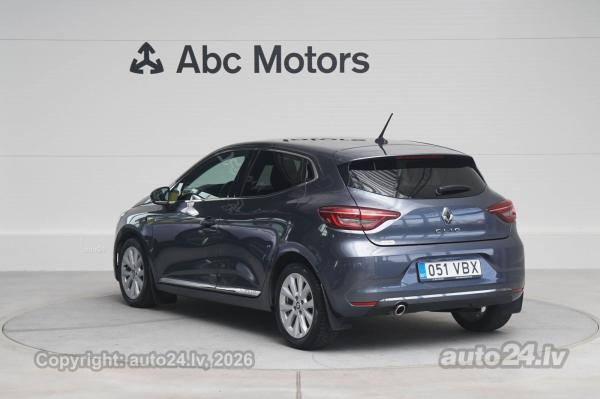 Pelēks Renault Clio 2022 Tallina, ar dzinēja tilpumu 1.00 L un nobraukumu 109 tūkst. km par 12990 €, foto 6 vietnē AUTOMOTO.COM.LV