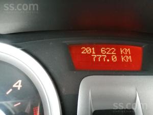 Pelēks Renault Clio 2008 Ludza, ar dzinēja tilpumu 1.50 L un nobraukumu 213 tūkst. km par 1100 €, foto 7 vietnē AUTOMOTO.COM.LV