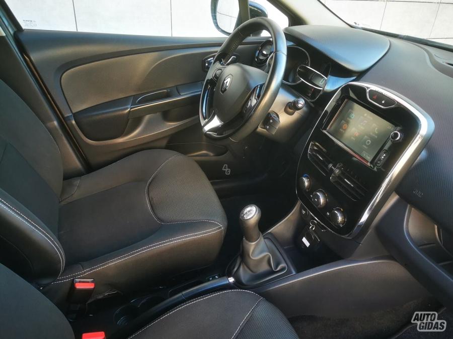 Pelēks Renault Clio 2013 Klaipėda, ar dzinēja tilpumu 1.50 L un nobraukumu 144 tūkst. km par 3790 €, foto 18 vietnē AUTOMOTO.COM.LV