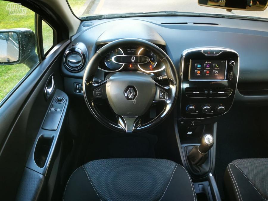 Pelēks Renault Clio 2013 Klaipėda, ar dzinēja tilpumu 1.50 L un nobraukumu 144 tūkst. km par 3790 €, foto 19 vietnē AUTOMOTO.COM.LV