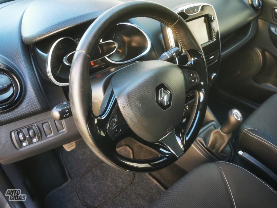 Pelēks Renault Clio 2013 Klaipėda, ar dzinēja tilpumu 1.50 L un nobraukumu 144 tūkst. km par 3790 €, foto 20 vietnē AUTOMOTO.COM.LV