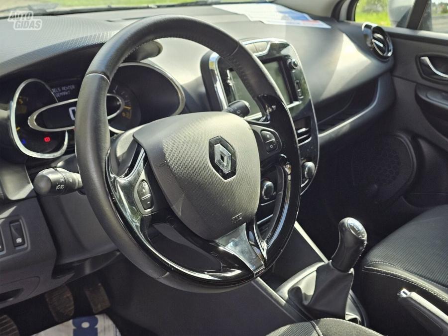 Grey Renault Clio 2013 in Ariogala, with an engine capacity of 1.50 L and mileage of 277 thousand km for 3500 €, photo 13 on AUTOMOTO.COM.LV