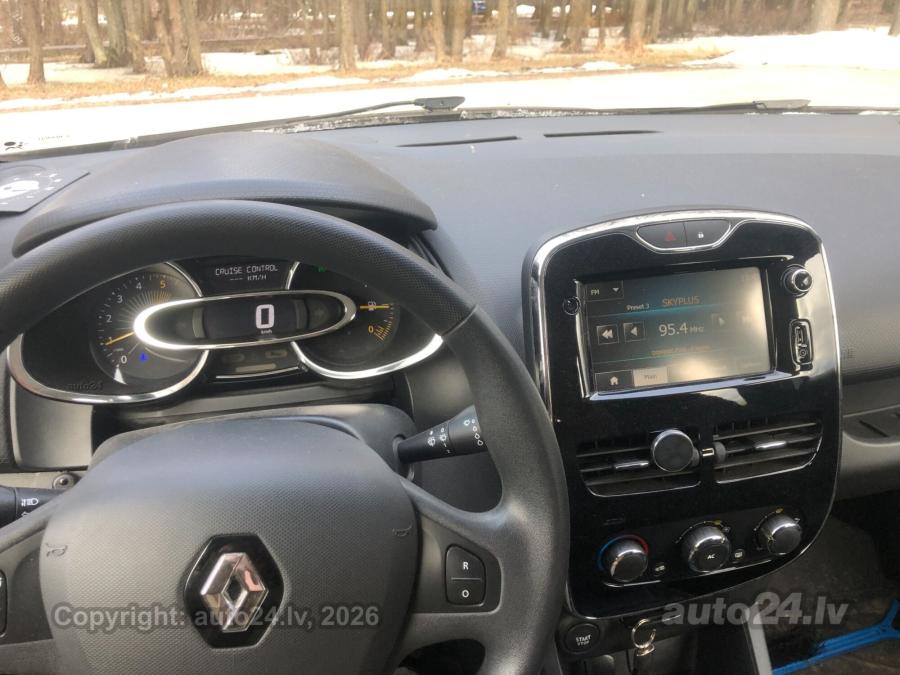Серый Рено Клио 2014 в Таллин, объемом двигателя 1.50 л и пробегом 93 тыс. км за 5800 €, фото 1 на AUTOMOTO.COM.LV