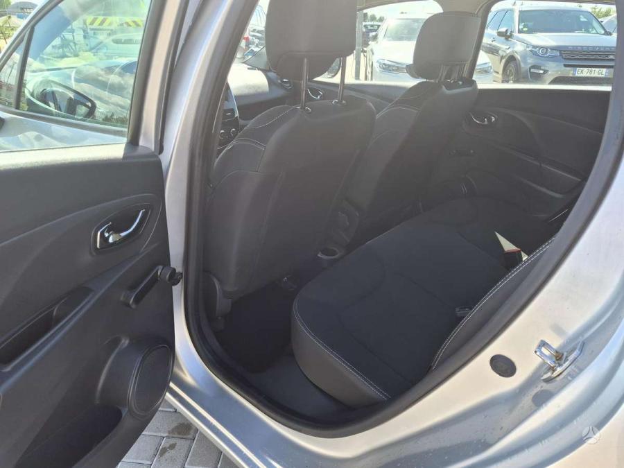 Pelēks Renault Clio 2014 Tauragė, ar dzinēja tilpumu 1.46 L un nobraukumu 177 tūkst. km par 3800 €, foto 12 vietnē AUTOMOTO.COM.LV