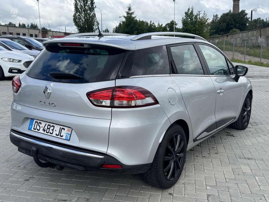Pelēks Renault Clio 2015 Tauragė, ar dzinēja tilpumu 1.20 L un nobraukumu 130 tūkst. km par 5500 €, foto 6 vietnē AUTOMOTO.COM.LV