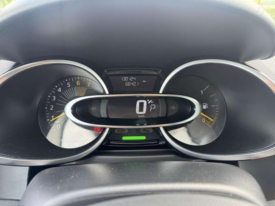 Pelēks Renault Clio 2015 Tauragė, ar dzinēja tilpumu 1.20 L un nobraukumu 130 tūkst. km par 5500 €, foto 14 vietnē AUTOMOTO.COM.LV