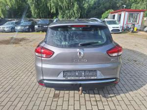 Pelēks Renault Clio 2015 Marijampole, ar dzinēja tilpumu 1.46 L un nobraukumu 267 tūkst. km par 4000 €, foto 7 vietnē AUTOMOTO.COM.LV