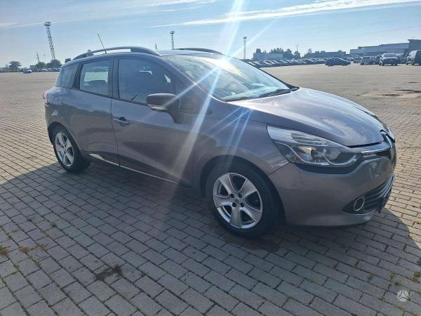 Pelēks Renault Clio 2015 Marijampole, ar dzinēja tilpumu 1.46 L un nobraukumu 267 tūkst. km par 4000 €, foto 9 vietnē AUTOMOTO.COM.LV
