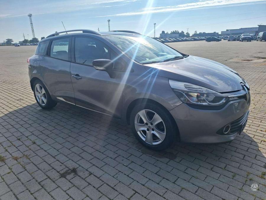 Pelēks Renault Clio 2015 Marijampole, ar dzinēja tilpumu 1.46 L un nobraukumu 267 tūkst. km par 4000 €, foto 10 vietnē AUTOMOTO.COM.LV
