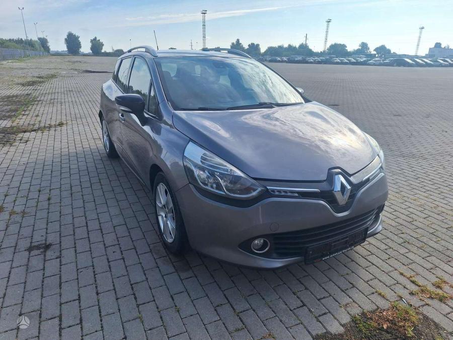 Pelēks Renault Clio 2015 Marijampole, ar dzinēja tilpumu 1.46 L un nobraukumu 267 tūkst. km par 4000 €, foto 14 vietnē AUTOMOTO.COM.LV