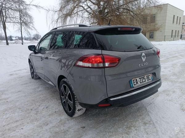 Grey Renault Clio 2016 in Raseiniai, with an engine capacity of 1.46 L and mileage of 228 thousand km for 5200 €, photo 5 on AUTOMOTO.COM.LV