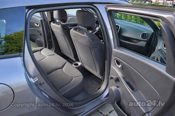 Pelēks Renault Clio 2016 Tallina, ar dzinēja tilpumu 1.10 L un nobraukumu 85 tūkst. km par 6500 €, foto 8 vietnē AUTOMOTO.COM.LV