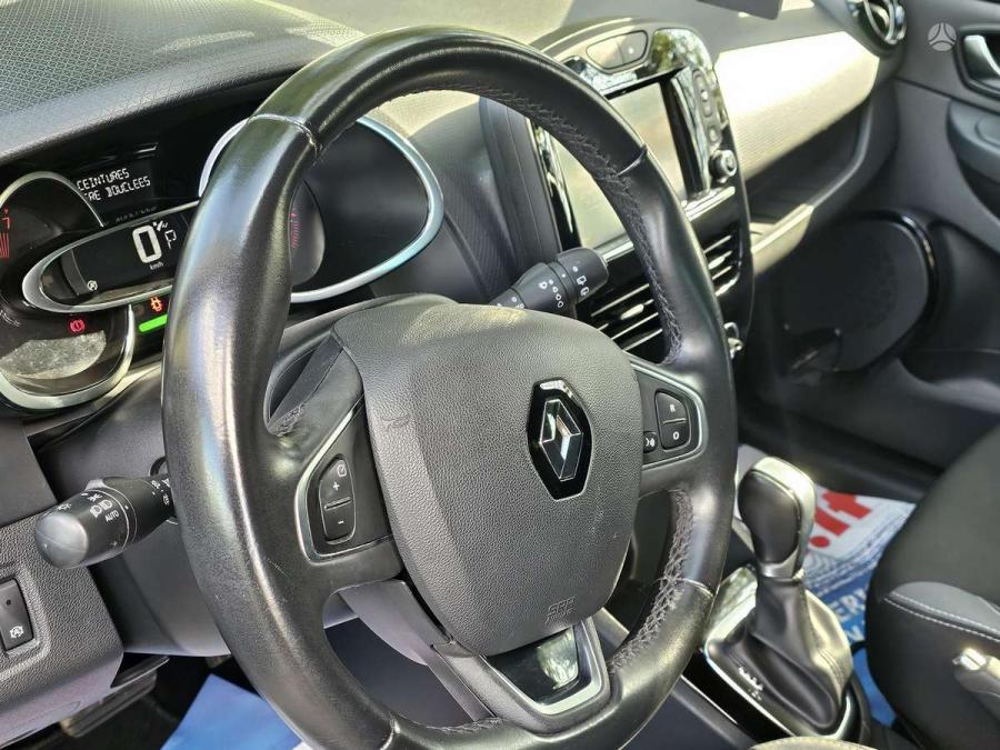 Pelēks Renault Clio 2016 Tauragė, ar dzinēja tilpumu 1.20 L un nobraukumu 140 tūkst. km par 5200 €, foto 11 vietnē AUTOMOTO.COM.LV