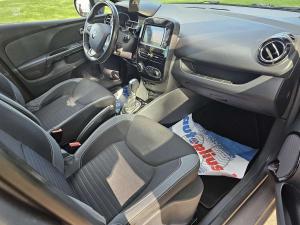Pelēks Renault Clio 2016 Tauragė, ar dzinēja tilpumu 1.20 L un nobraukumu 140 tūkst. km par 5200 €, foto 12 vietnē AUTOMOTO.COM.LV