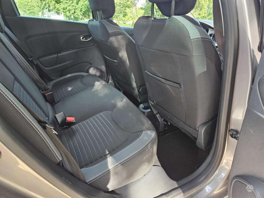 Pelēks Renault Clio 2016 Tauragė, ar dzinēja tilpumu 1.20 L un nobraukumu 140 tūkst. km par 5200 €, foto 18 vietnē AUTOMOTO.COM.LV