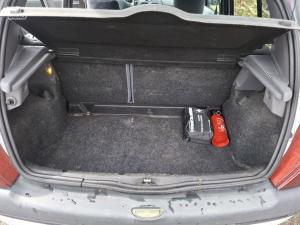 Renault Clio 1998 Panevēža, ar dzinēja tilpumu 1.20 L un nobraukumu 104 tūkst. km par 900 €, foto 12 vietnē AUTOMOTO.COM.LV