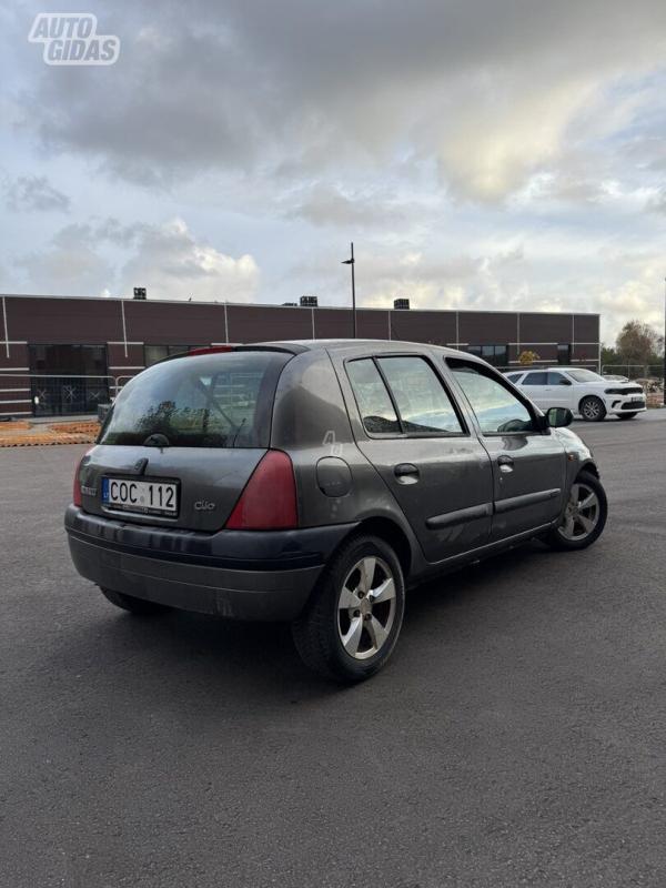 Renault Clio 2001 in Palanga, with an engine capacity of 1.40 L and mileage of 186 thousand km for 399 €, photo 6 on AUTOMOTO.COM.LV