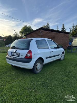 Renault Clio 2003 Marijampole, ar dzinēja tilpumu 1.50 L un nobraukumu 177 tūkst. km par 400 €, foto 6 vietnē AUTOMOTO.COM.LV